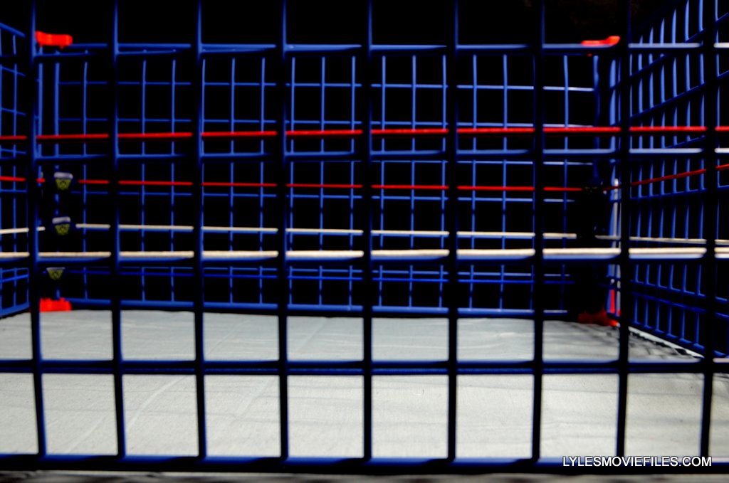 WWE Authentic Scale Classic Cage Accessory set review - Lyles Movie Files