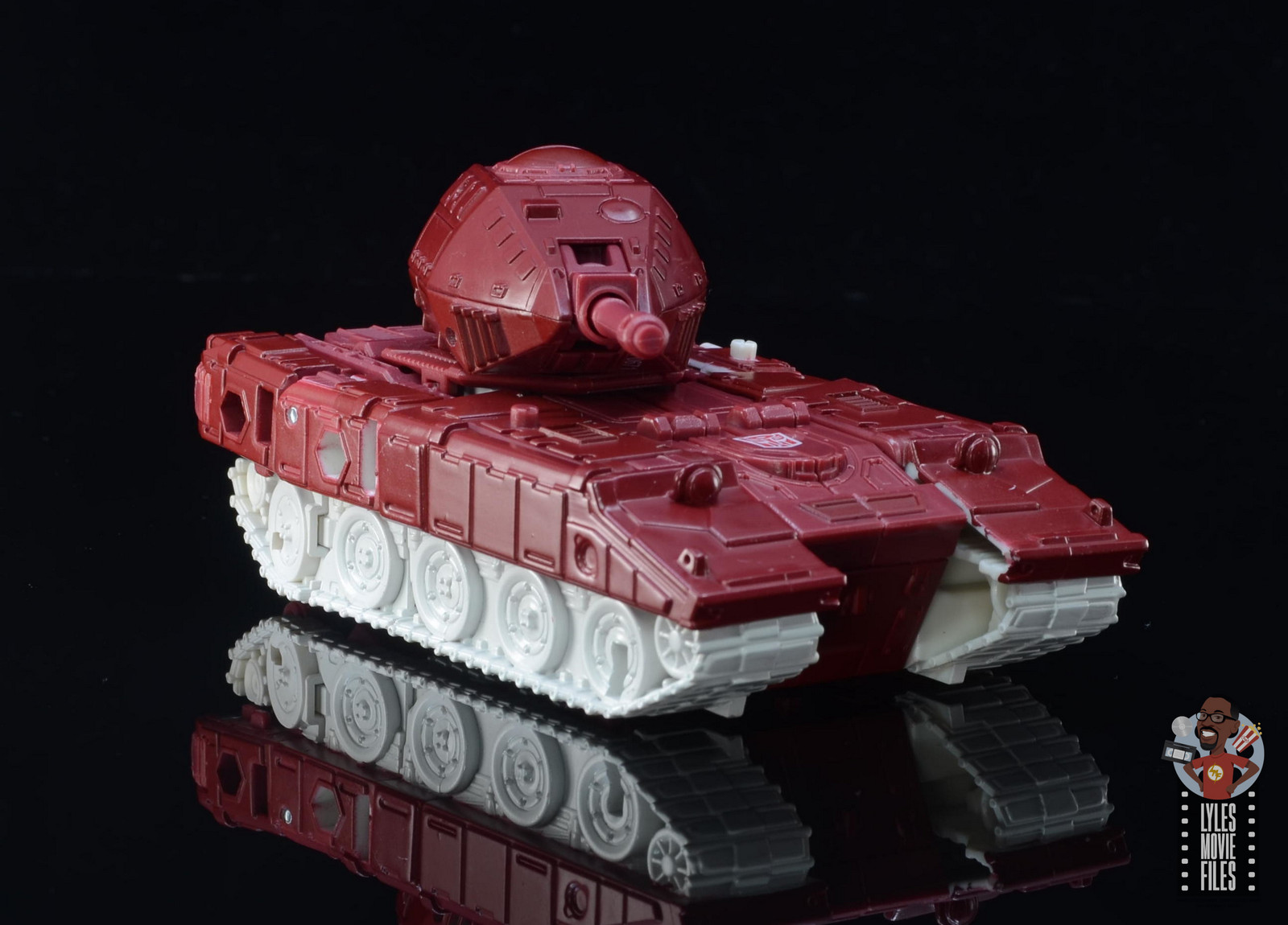 Transformers War for Cybertron Kingdom Warpath review - Lyles Movie Files