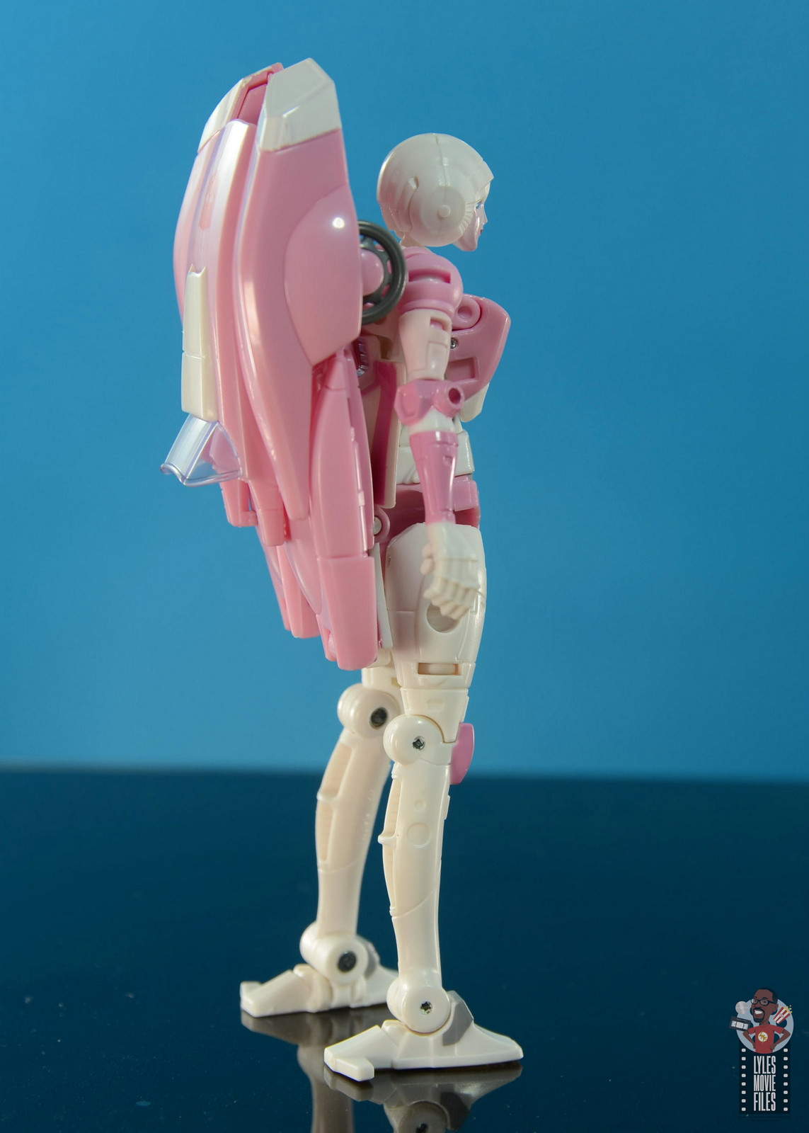 Transformers Studio Series 86 Arcee review - Lyles Movie Files