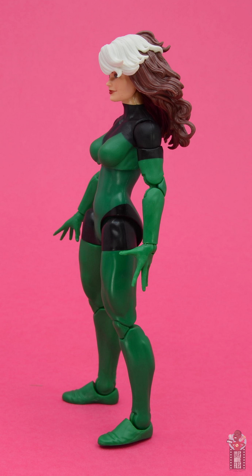 Marvel Legends Outback Rogue review - Lyles Movie Files